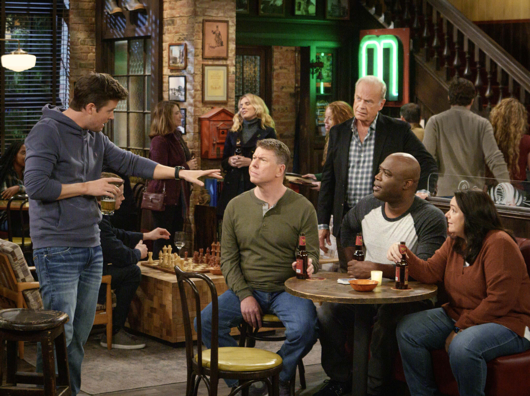 Frasier (2023) Episode 8 Recap, Photos, Cast: The B Story